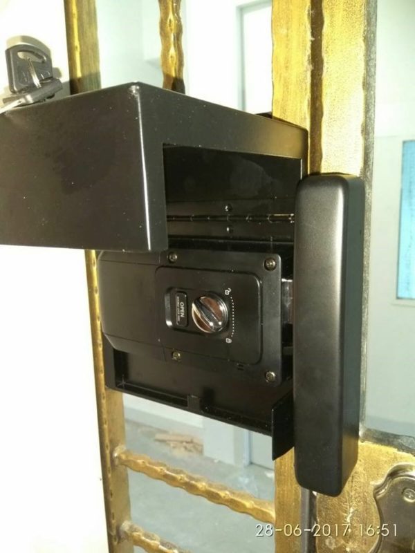 EPIC Black Card Gate Lock - My Digital Lock