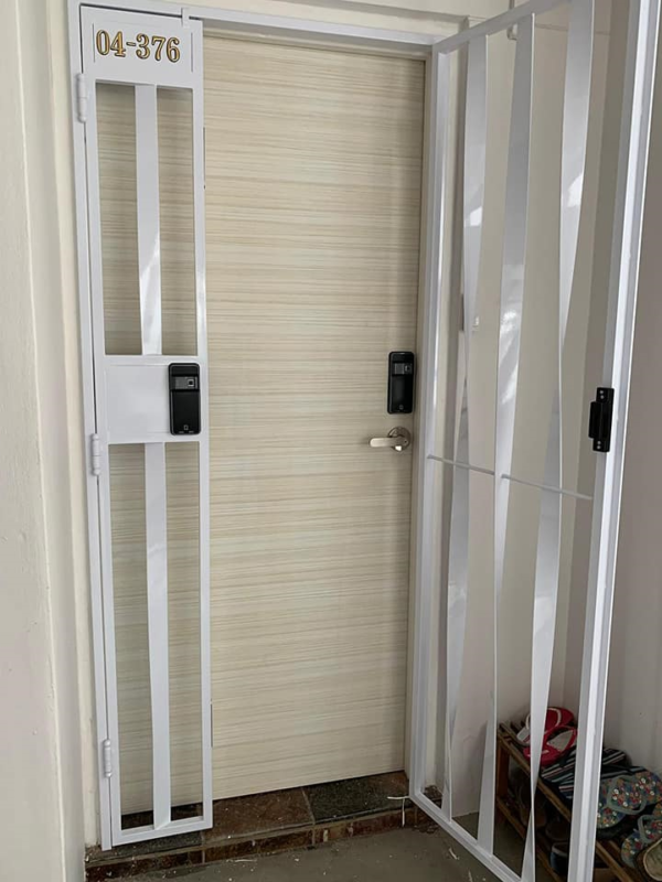 In-House Laminate Fire Rated HDB Main Wooden Door Single Leaf 3×7 Feet ...