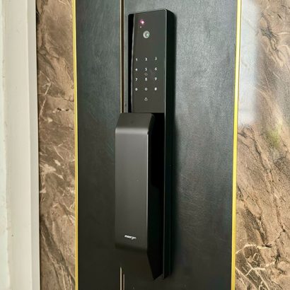 Moorgen T9 Swarovski Crystal Push Pull Digital Lock $1599 for Fire ...