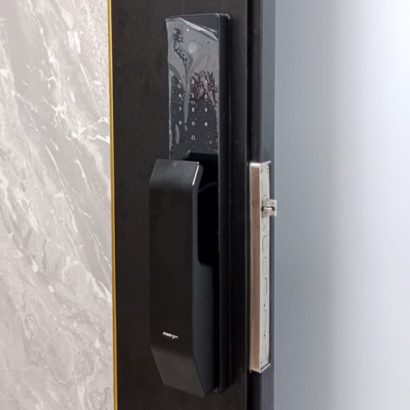 Moorgen T9 Swarovski Crystal Push Pull Digital Lock $1599 for Fire ...