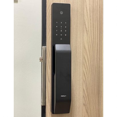 Moorgen T9 Swarovski Crystal Push Pull Digital Lock $1599 for Fire ...